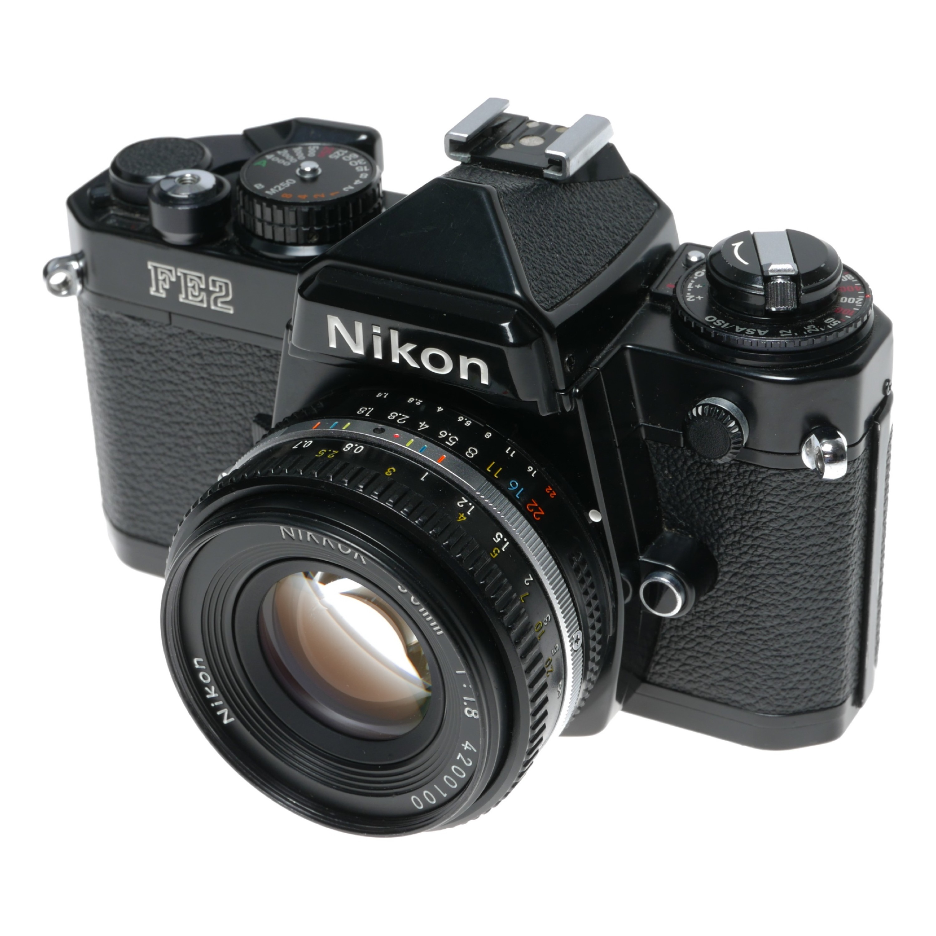 Nikon FE2 Black SLR 35mm film camera 24mm, 50mm 2 lens set