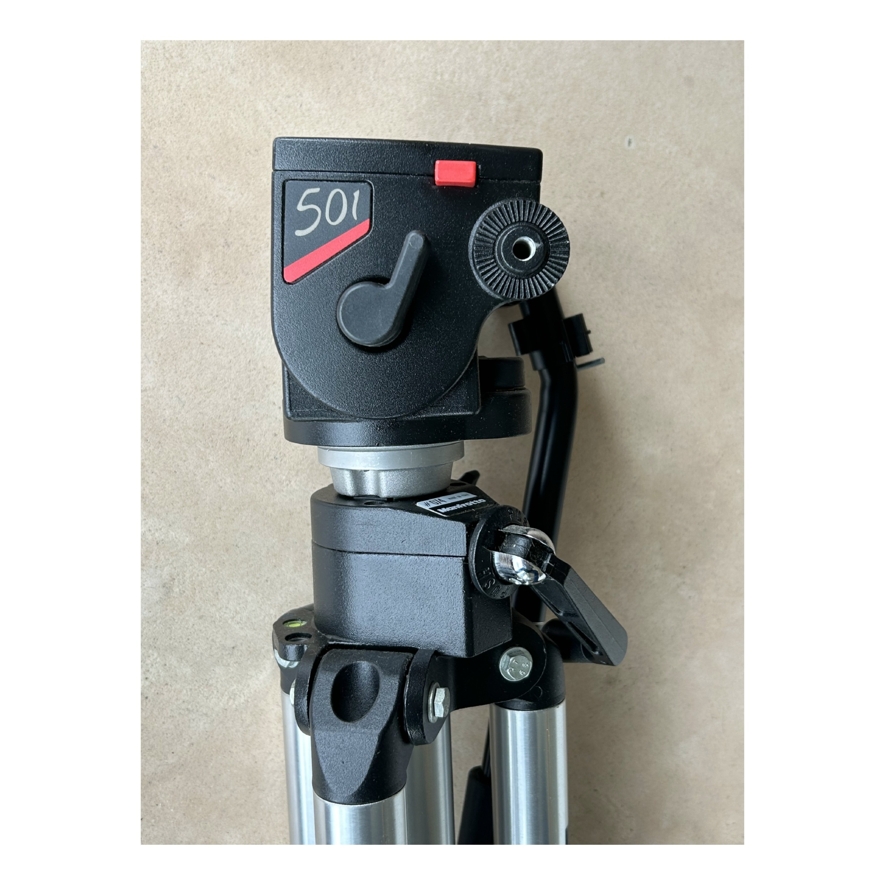 Manfrotto 074 camera tripod with 501 Manfrotto head