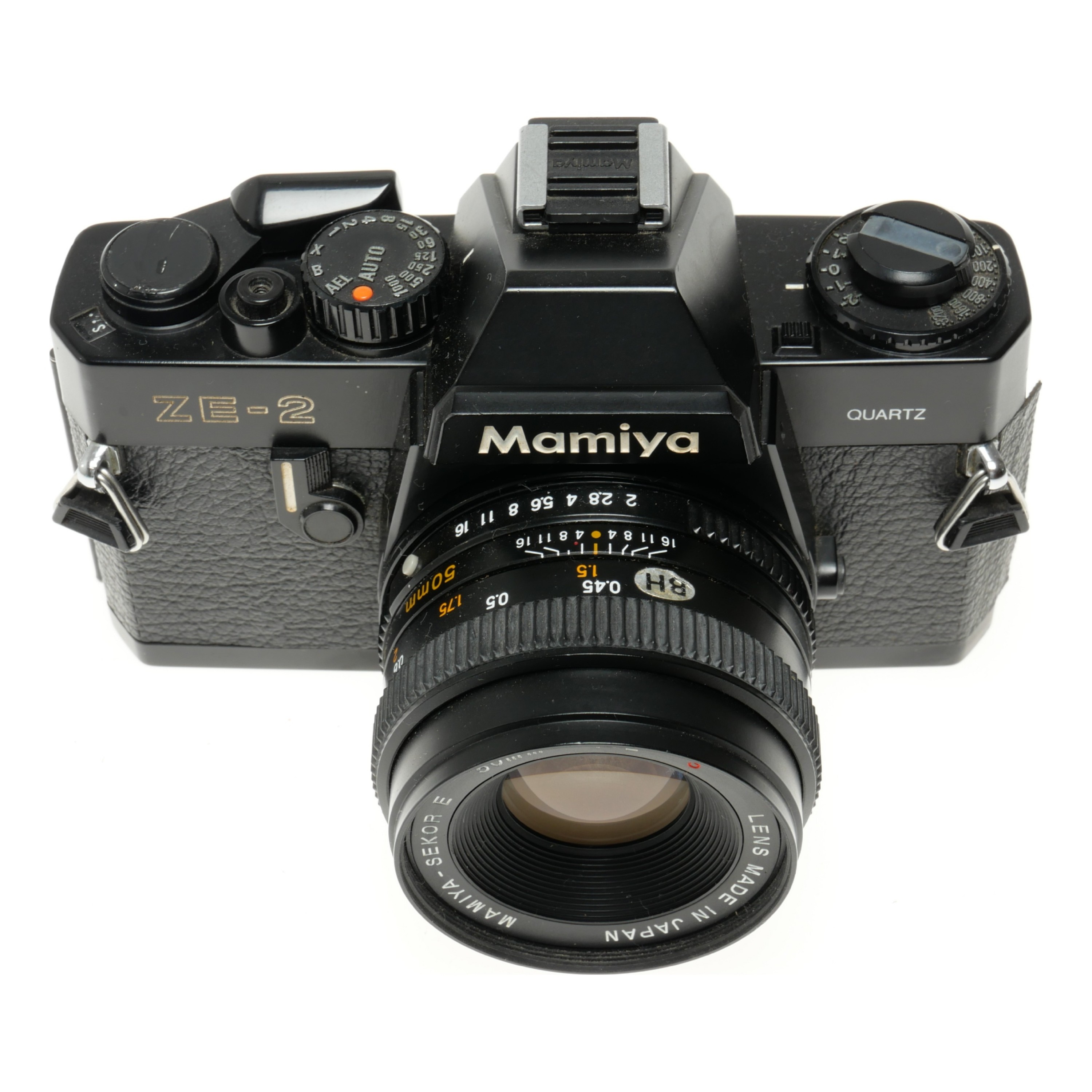 Mamiya ZE-2 Quartz Sekor E 1:2 S 50mm 2/50 mm f/2 camera set SLR