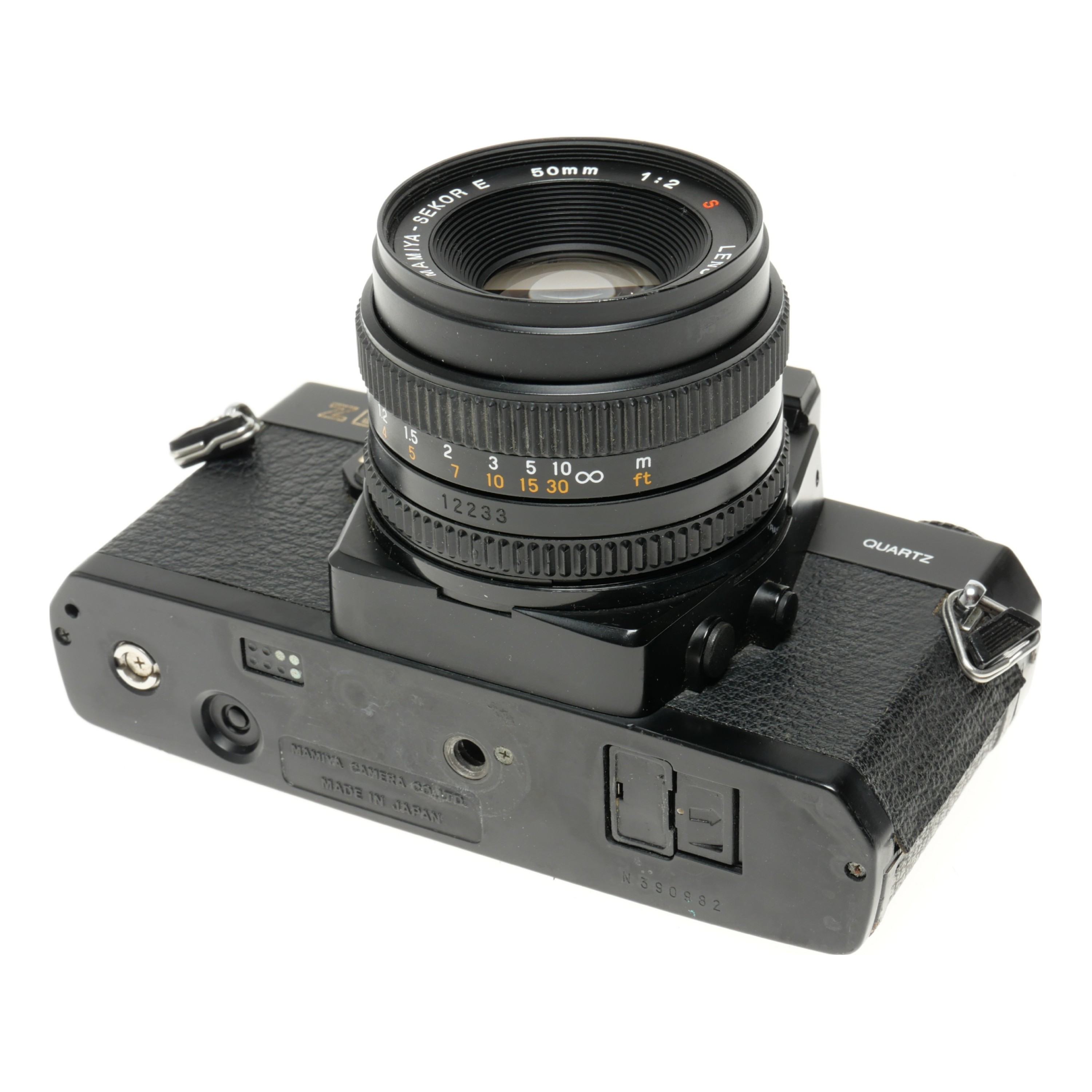 Mamiya ZE-2 Quartz Sekor E 1:2 S 50mm 2/50 mm f/2 camera set SLR